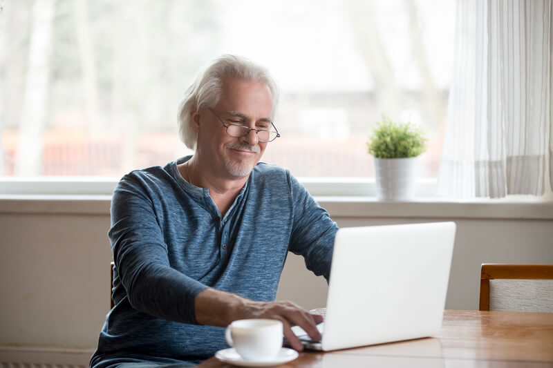 Easy Guide to Using Email for Seniors | AMAC